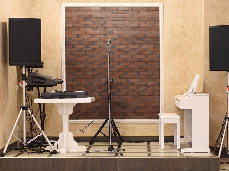 How do I stop feedback on my PA System? | ElectroMarket